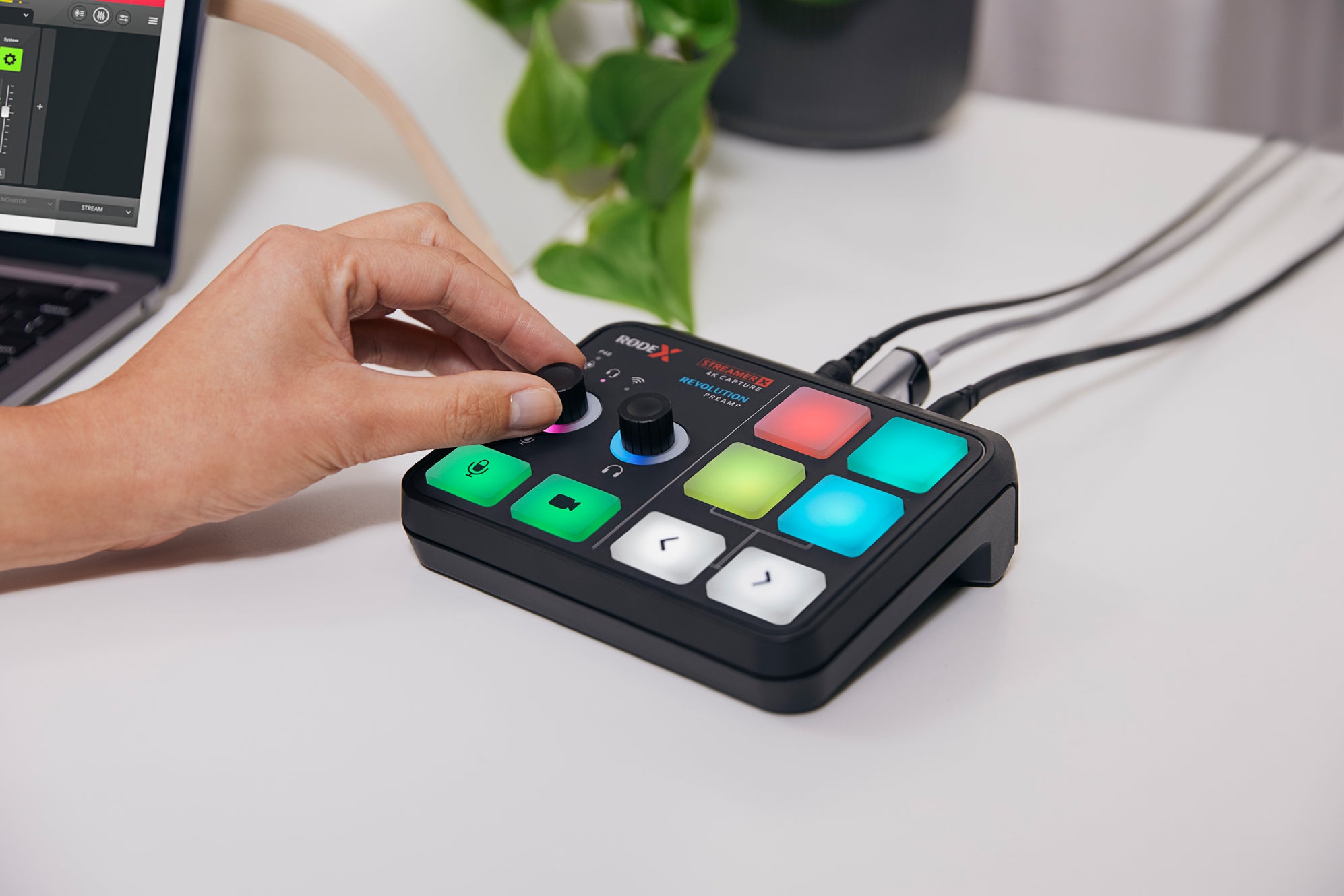 Rode Streamer X Audio Interface & Video Capture Card — Glazer's Camera