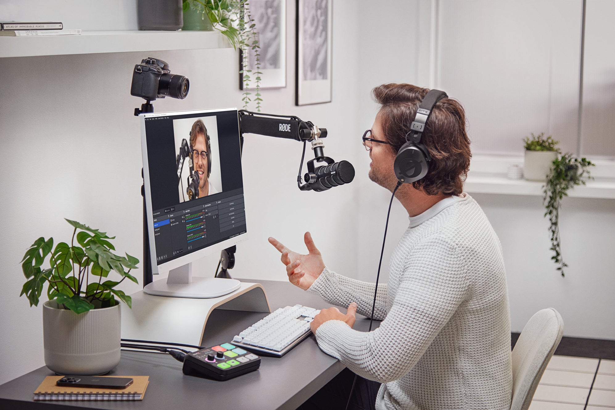Rode Streamer X Audio Interface & Video Capture Card — Glazer's Camera