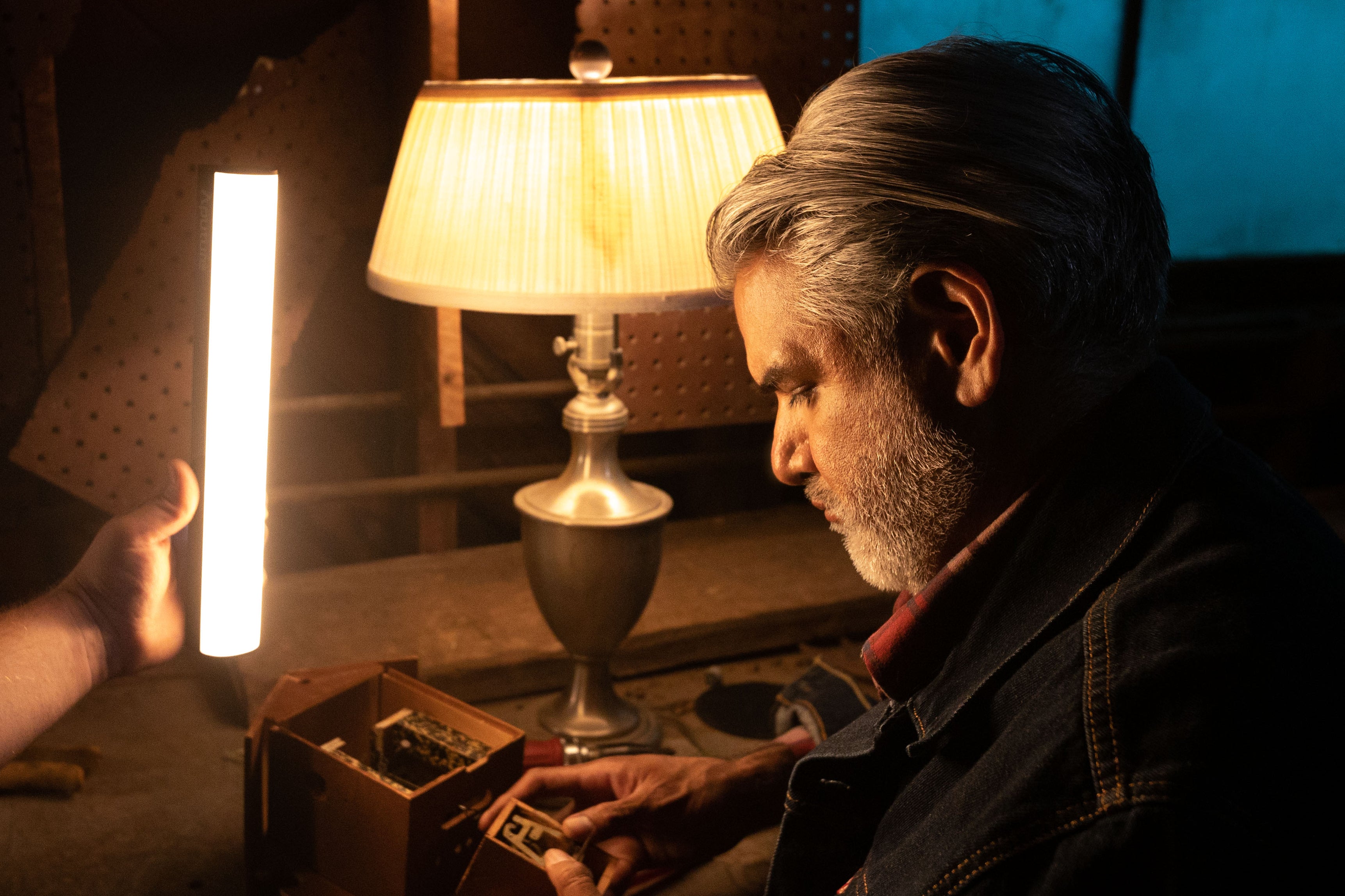 Aputure MT Pro LED Tube Light — Glazer's Camera