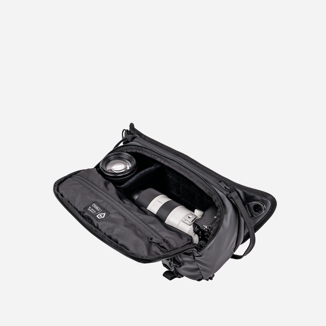 Wandrd Rogue 9L Sling - Black — Glazer's Camera